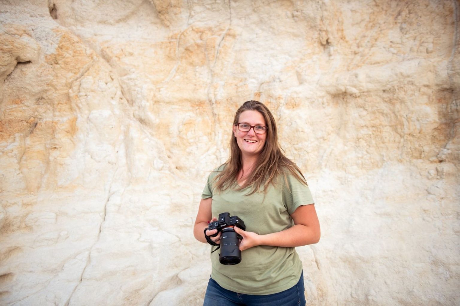 Meet Ariel Haynes | Birth Doula and Photographer - SHOUTOUT COLORADO