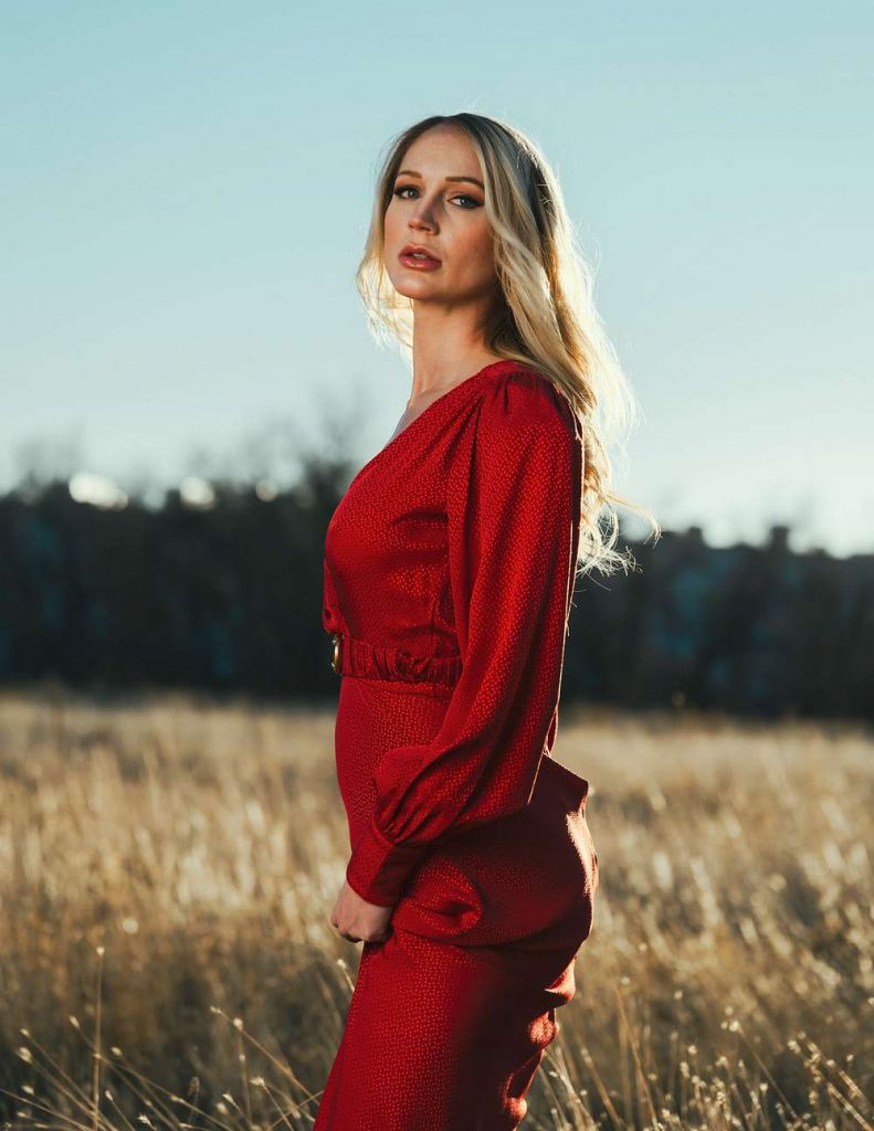 Meet Nicole Harned | Pharmacist, Model, and Mom - SHOUTOUT COLORADO