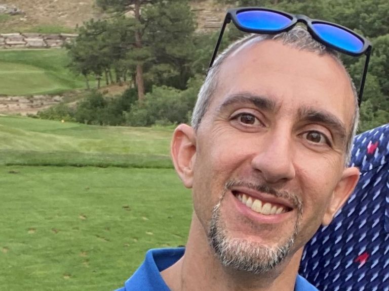 Meet Sami Nammari | House cleaner - SHOUTOUT COLORADO