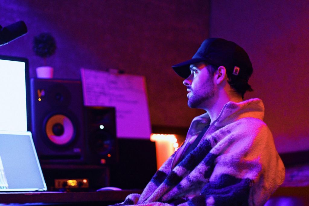 Meet Garrett Hunter | Music Producer / Engineer - SHOUTOUT COLORADO