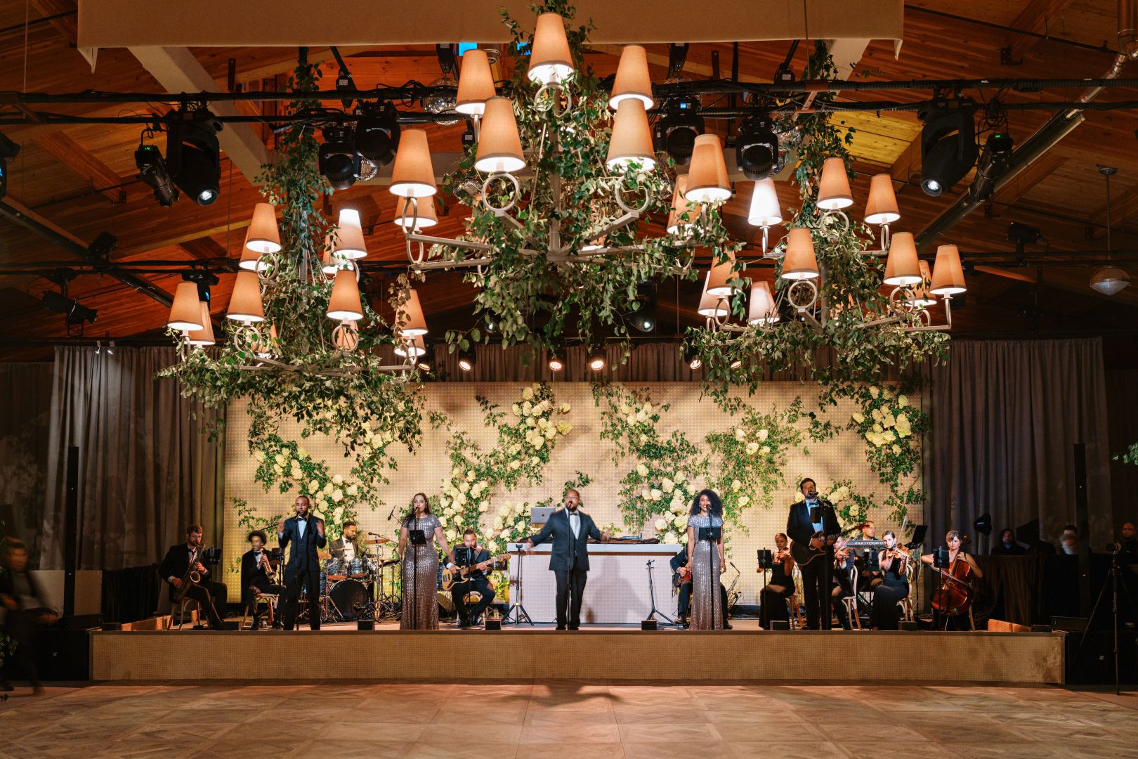 Meet Elizabeth Slossberg | Owner and Founder - SHOUTOUT COLORADO