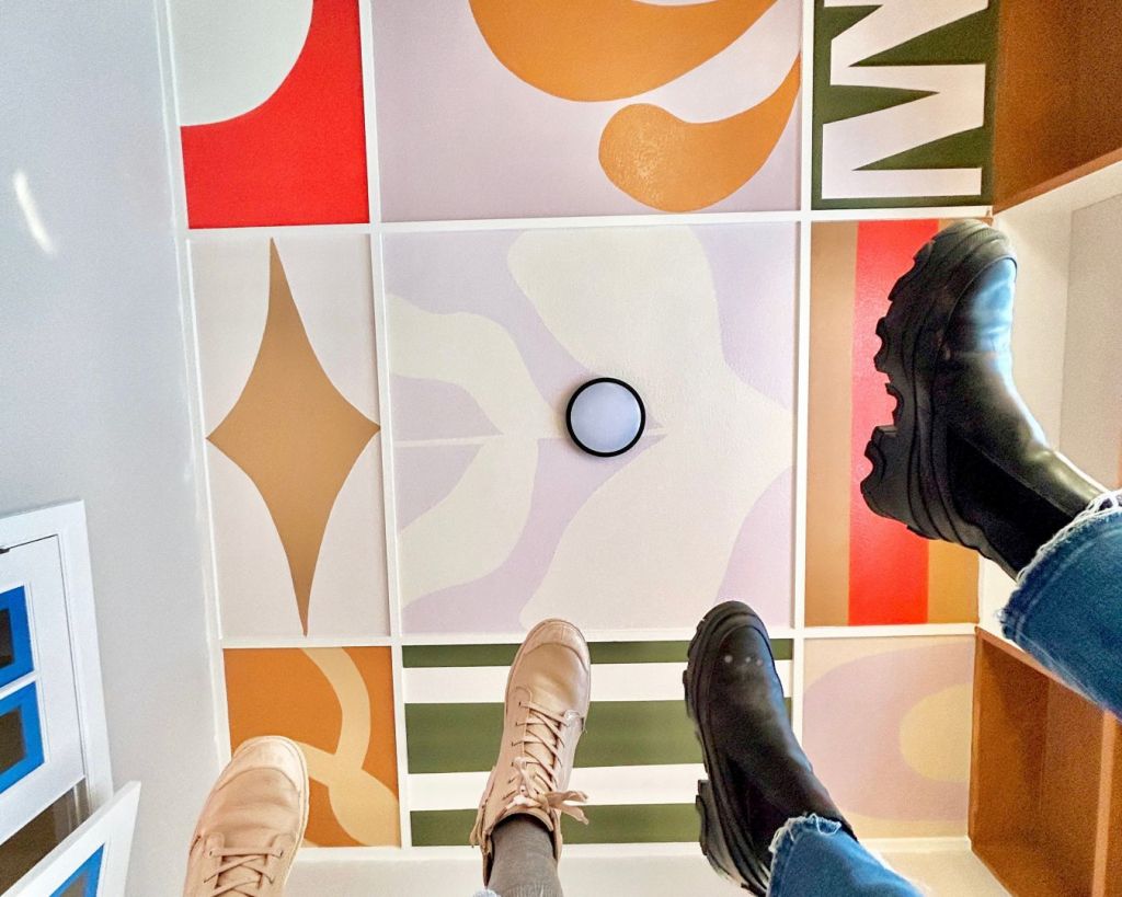 Meet Meredith Steele and Kristen Fogarty | Co-Owner & Artist – SHOUTOUT ...