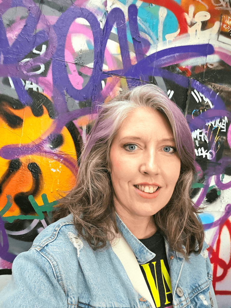 Meet Lacey Perash | Homeschool mom and literacy advocate - SHOUTOUT ...